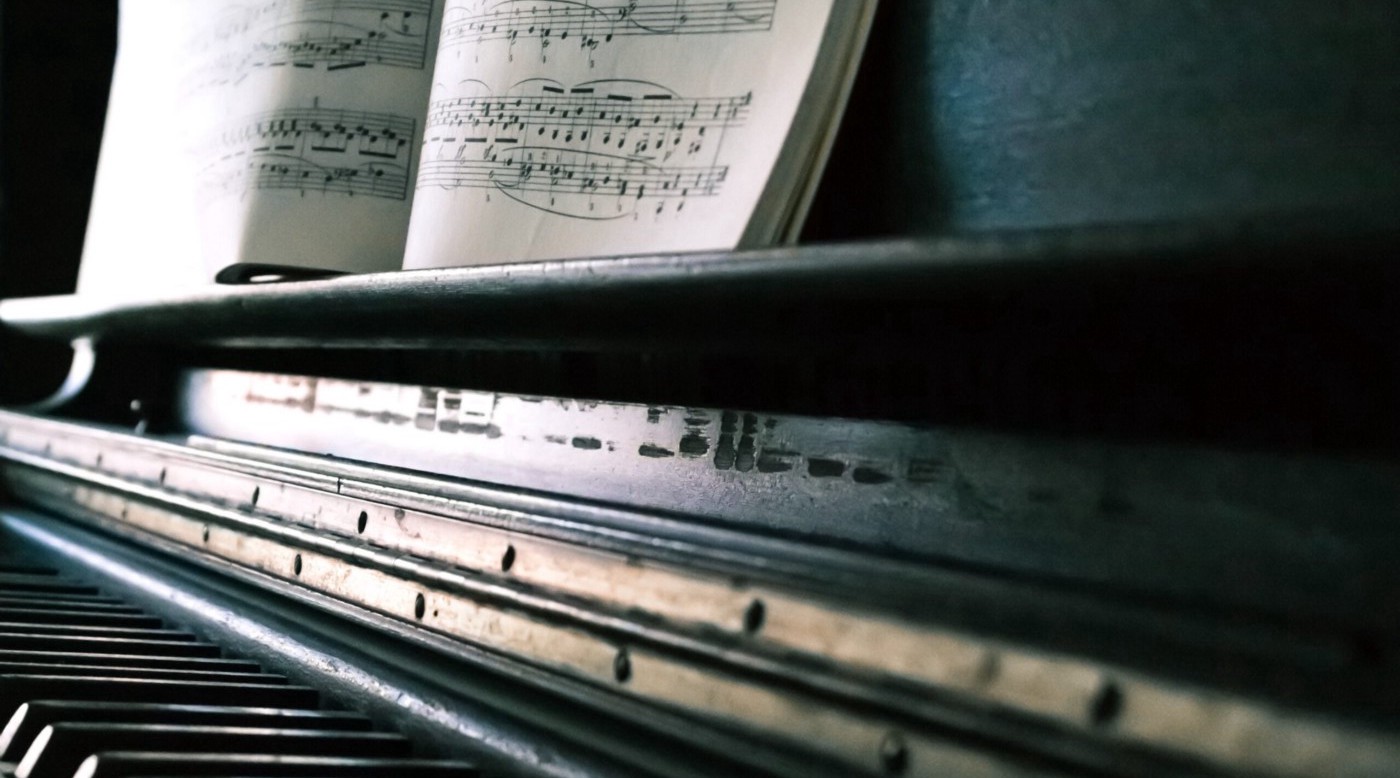 How to Read Sheet Music for Complete Beginners | Klangio